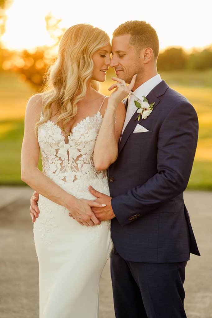 Amanda & Miguel | Elegant Summer Wedding at Ambassador Golf Club